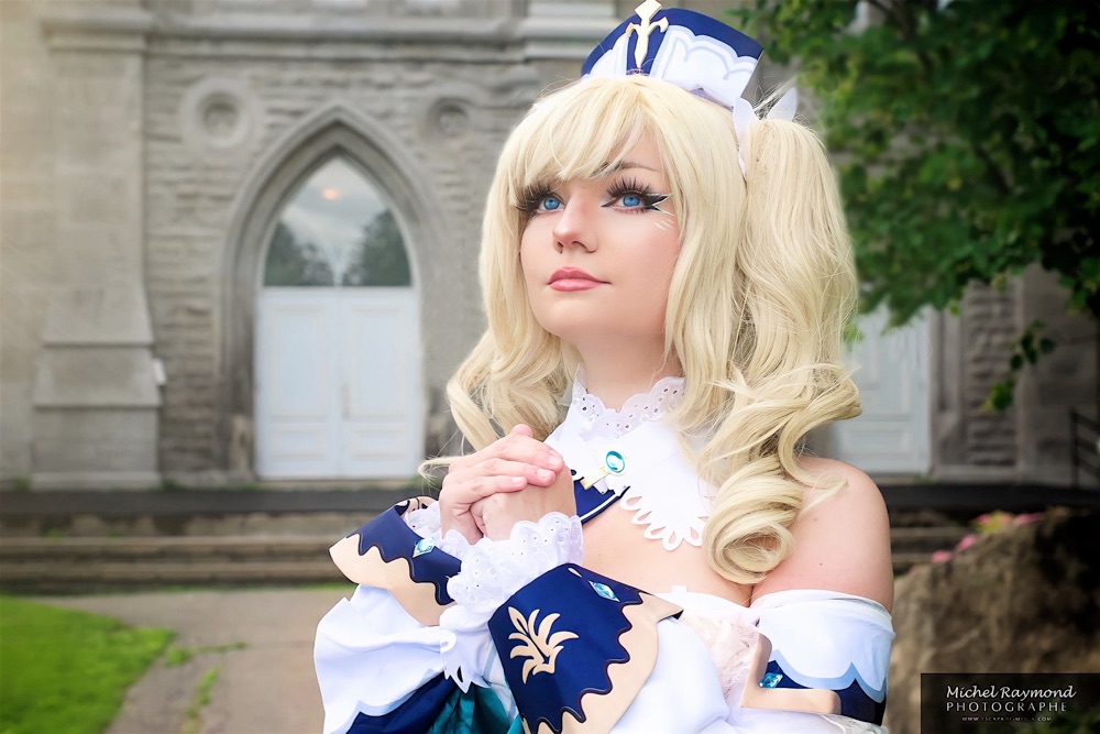 Gaby Cosplay incarne Barbara Genshin